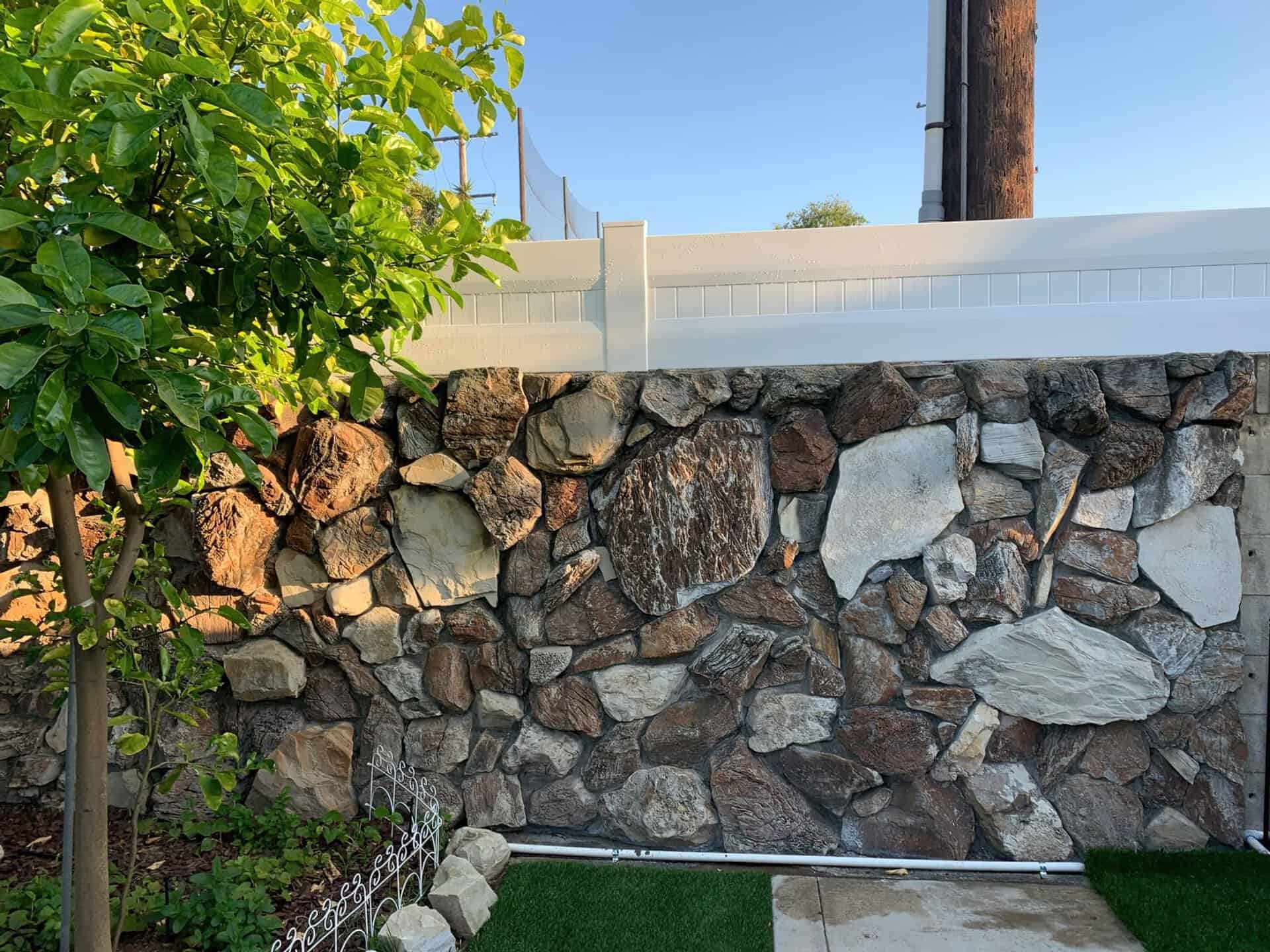 Vinyl Wall Toppers | Vinyl Wall Extensions | Free Estimates